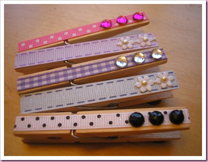 It's All Fiddle Fart: Easy Peasy Decorated Peg Idea